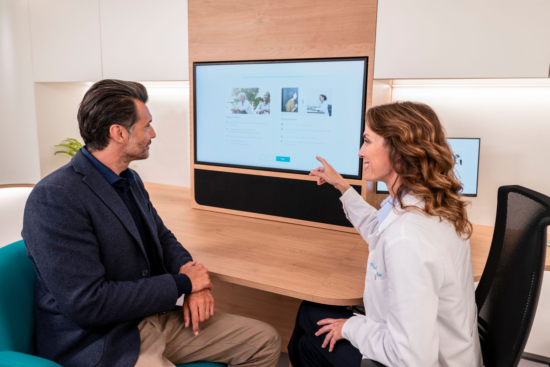 Waking up with ringing in ears: Morning tinnitus | Miracle-Ear