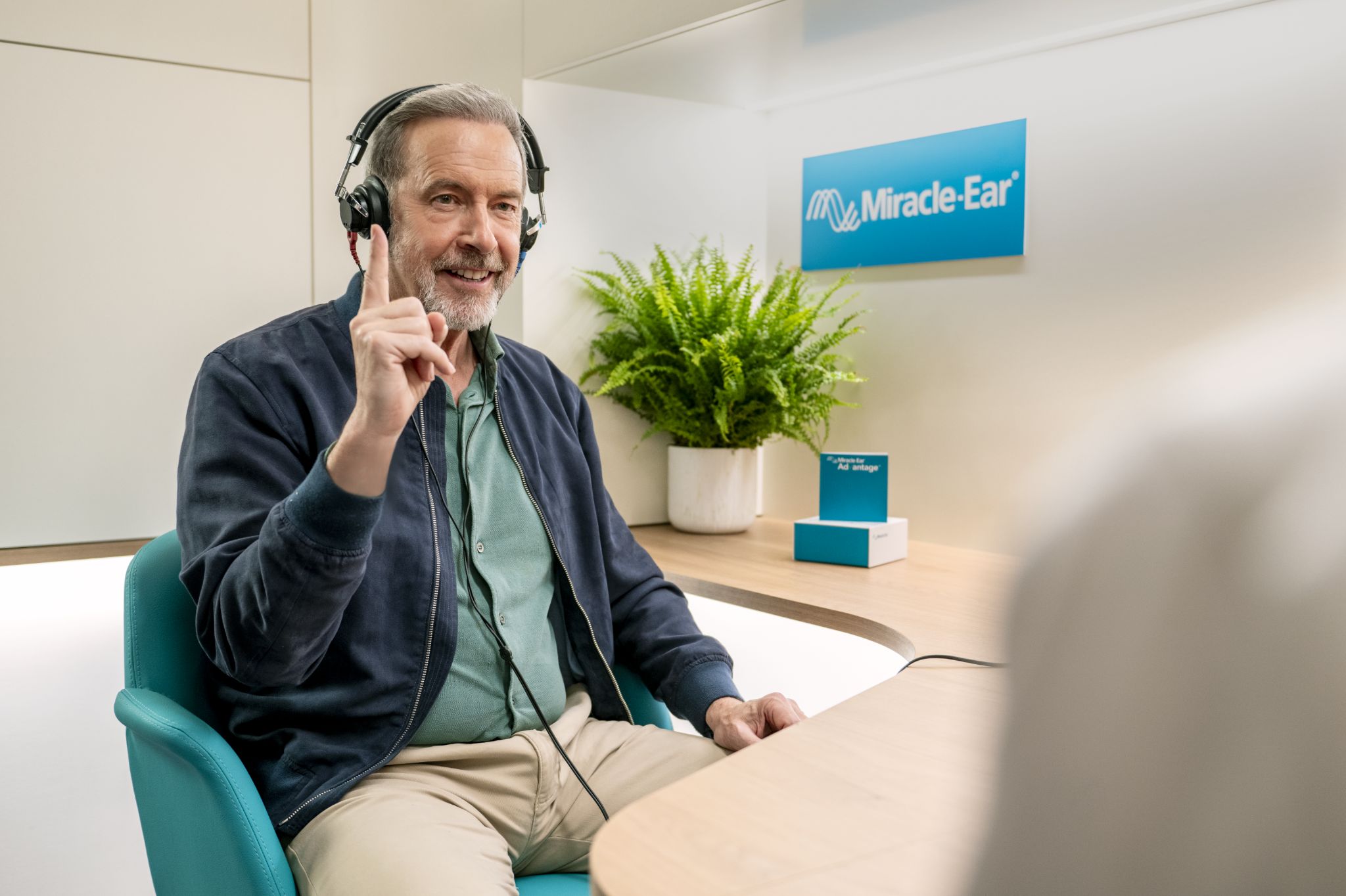 Eustachian tube dysfunction: symptoms and treatment | Miracle-Ear