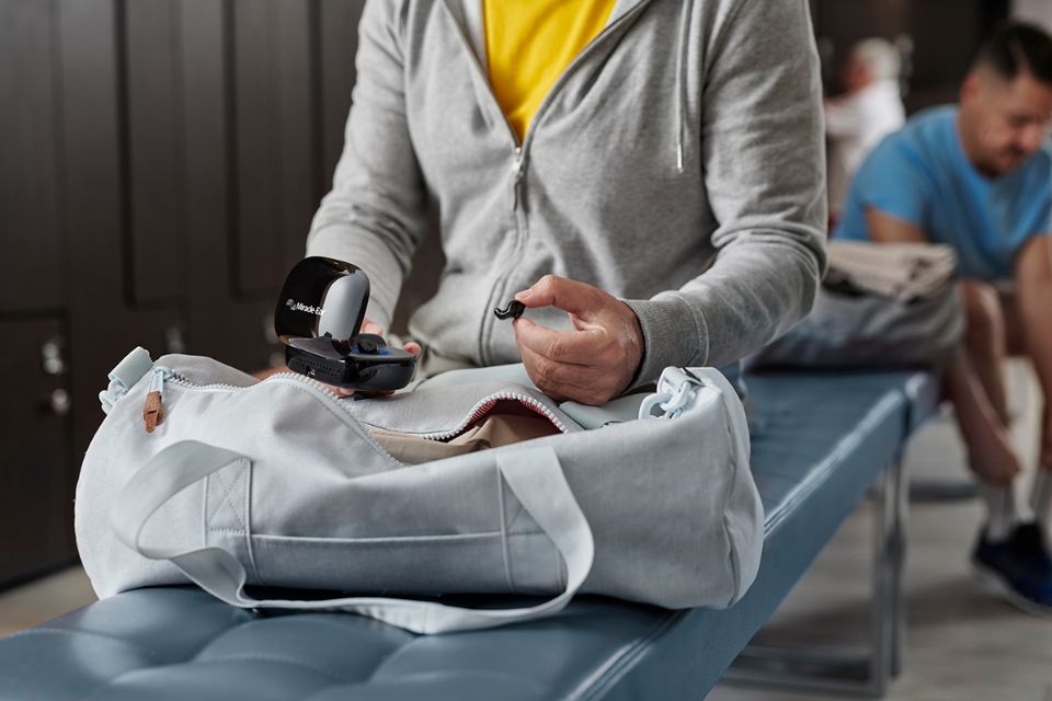 How to turn hearing aids on and off | Miracle-Ear