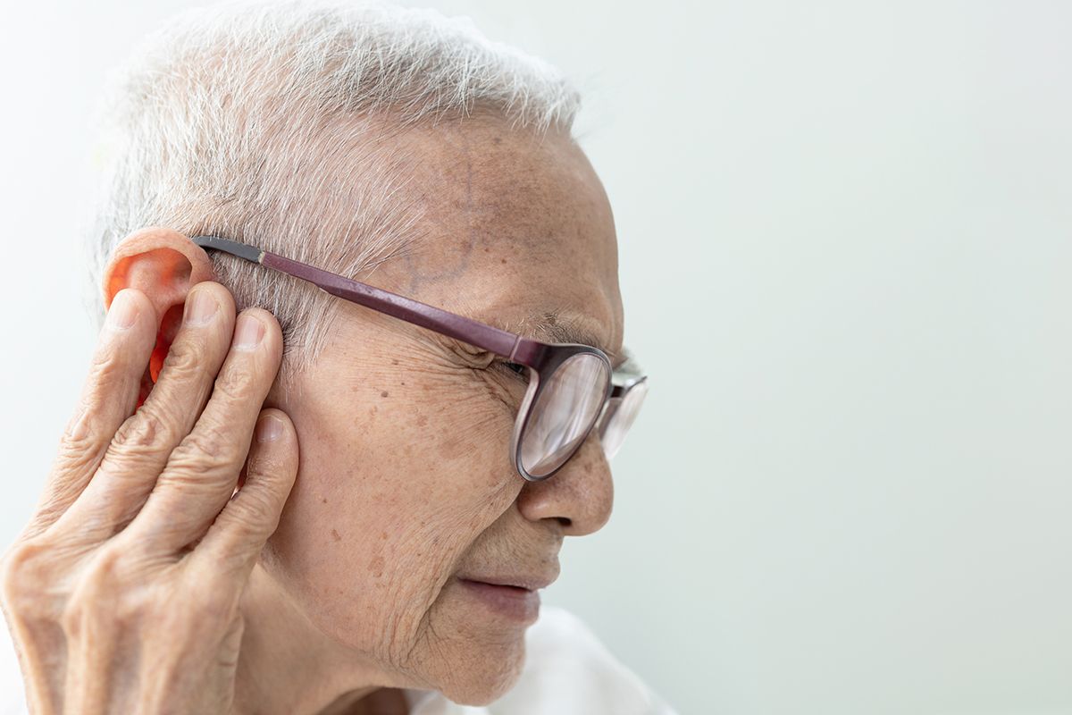 Ear and jaw pain: Causes and treatment | Miracle-Ear
