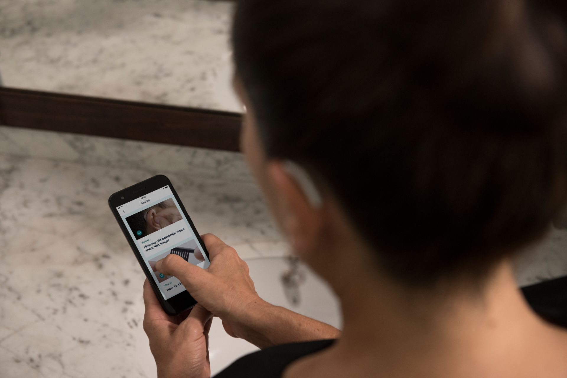 Control your hearing aids with the Miracle-Ear App | Miracle-Ear